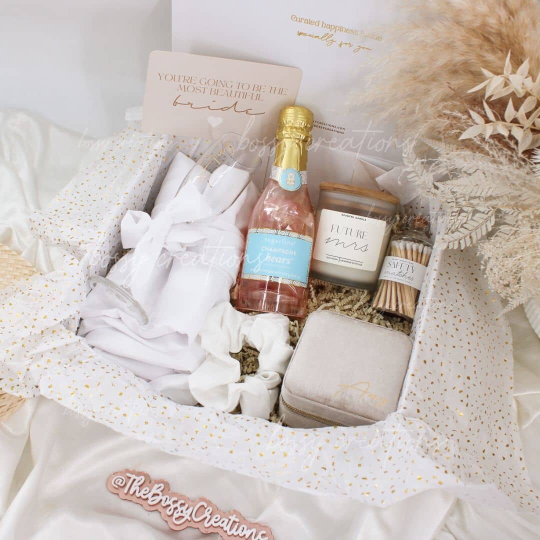 PREMIUM White Luxury Bride Gift Box Set With Robe Bridal Engagement ...