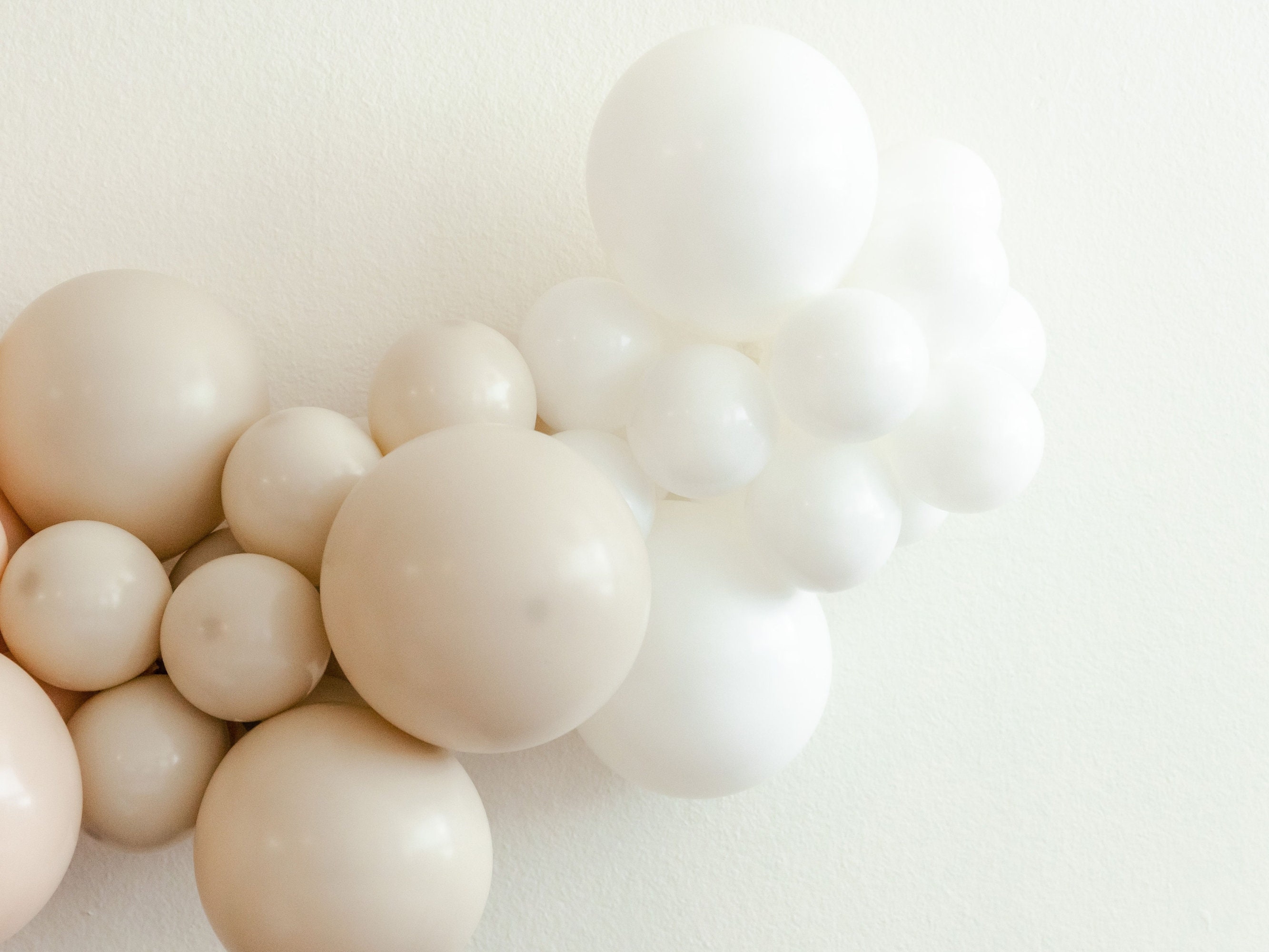 In the Buff Neutral Balloon Garland Kit With Mocha Cameo Pale - Etsy