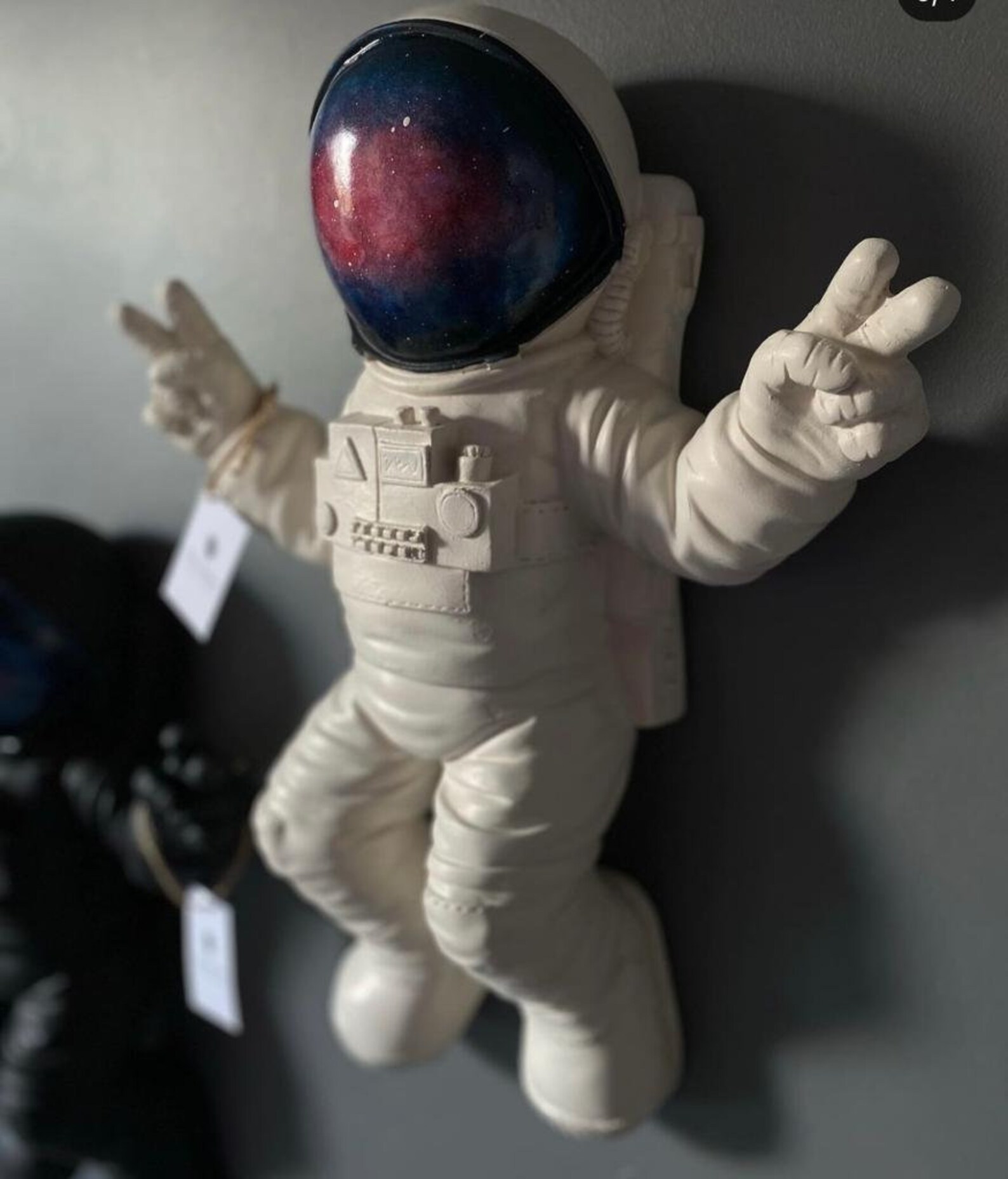 Spaceman Wall Statue, Gift, Contemporary Art, Modern Statues, Pop Art ...