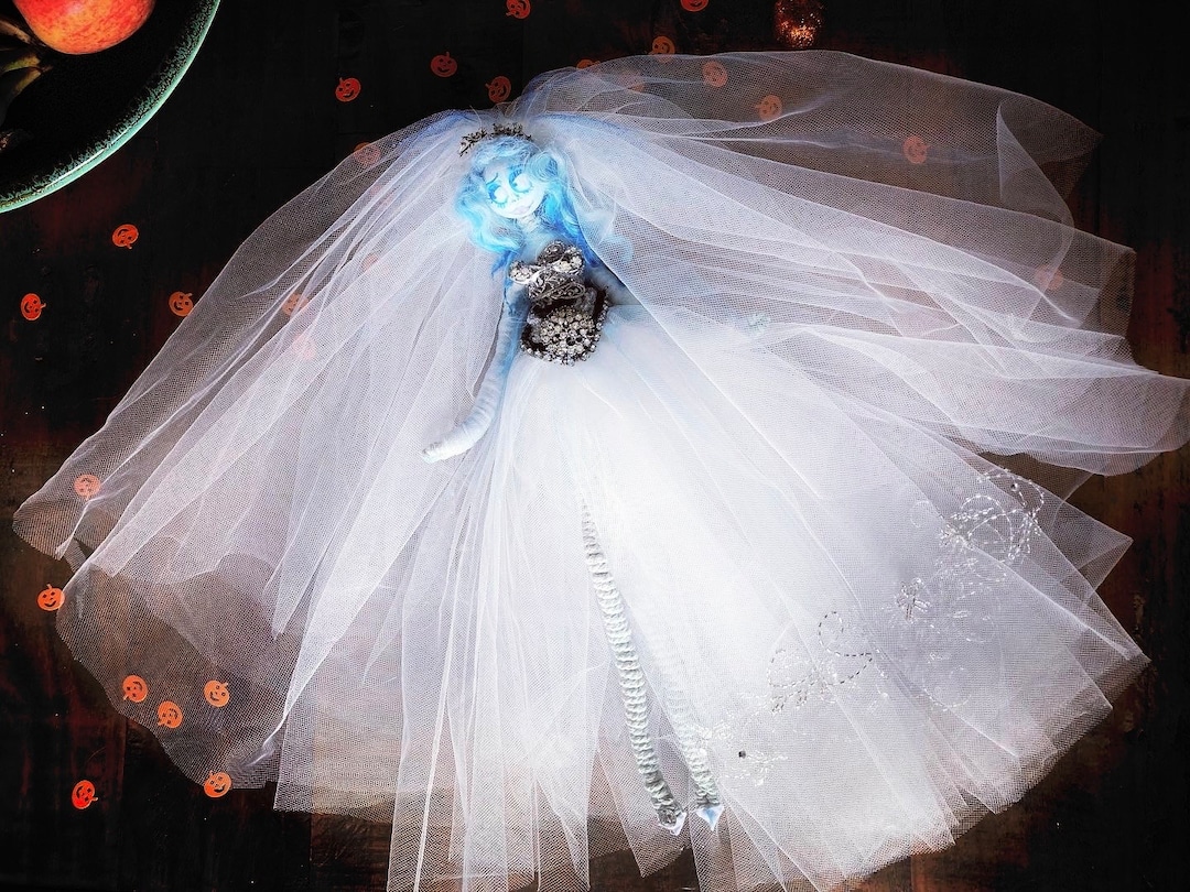 Halloween Corpse Bride Doll / Halloween Decorations/ Handmade Wire Doll ...