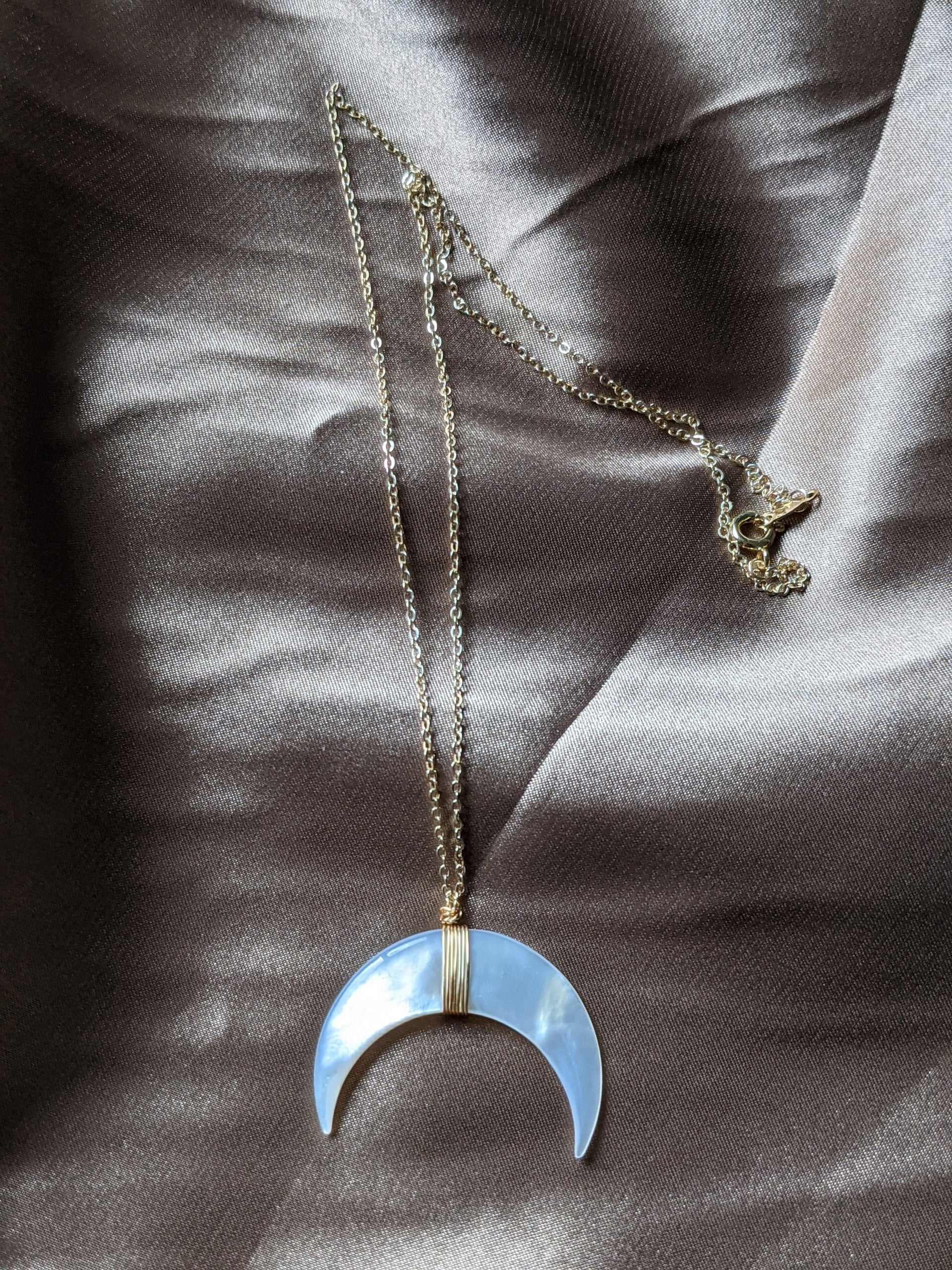 Pearl Moon Pendant Necklace/mother of Pearl Moon Charm | Etsy