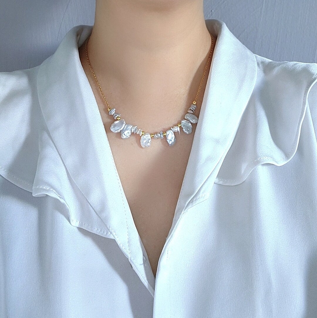 Freshwater Petal Pearl Smile Necklace/keshi Pearl Necklace/pearl Bar ...
