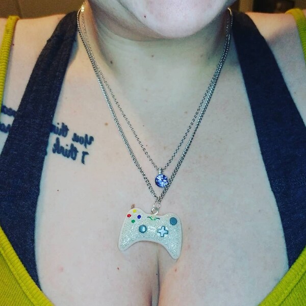 Controller Necklace - Etsy