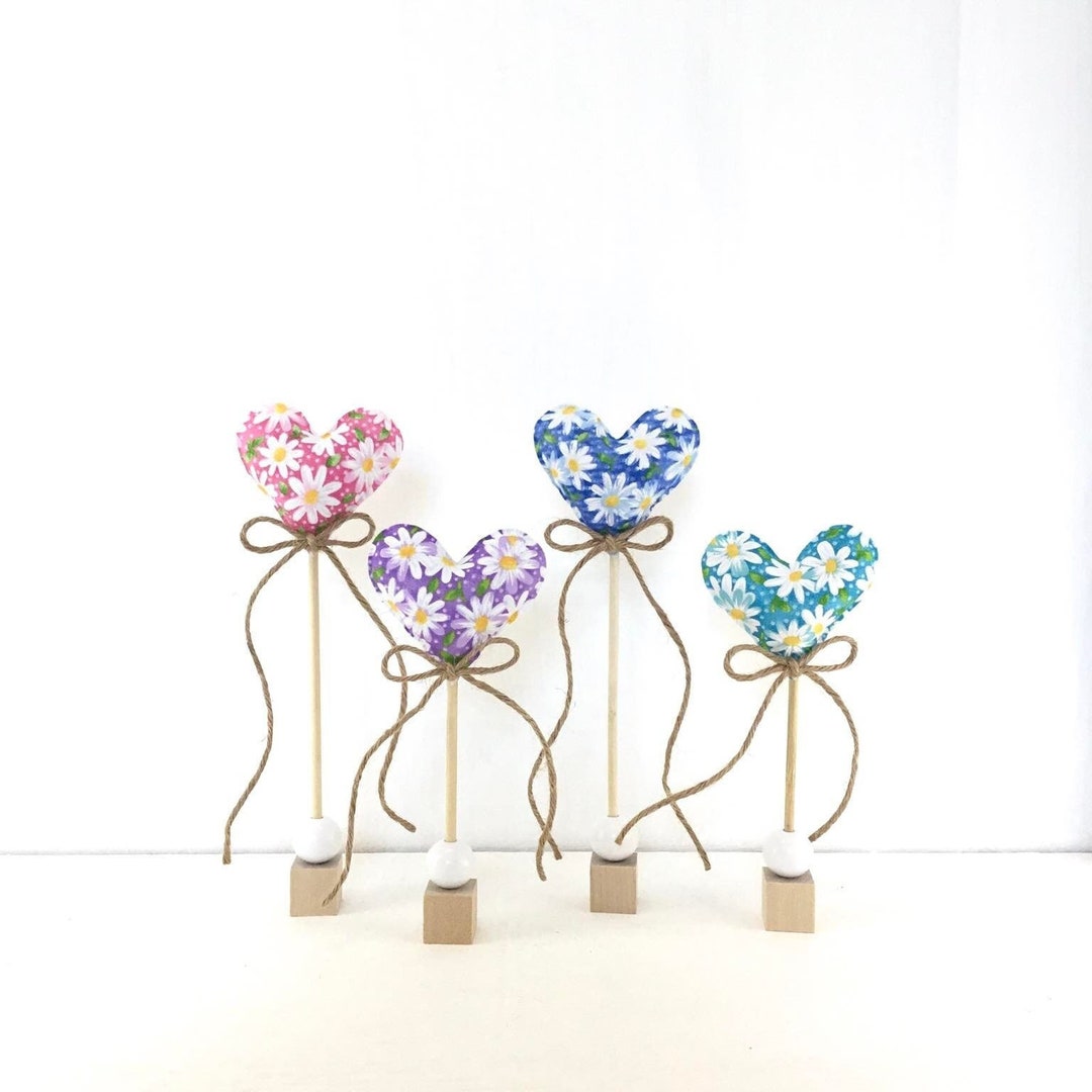 Spring Easter Mini Heart Stands, Modern Farmhouse Colorful Daisy Fabric ...