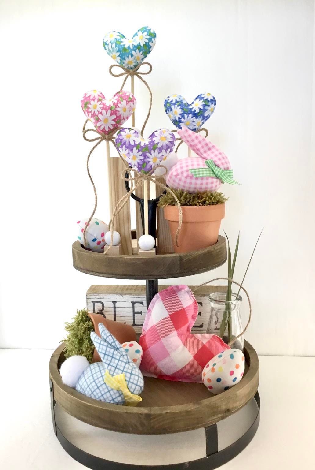 Spring Easter Mini Heart Stands, Modern Farmhouse Colorful Daisy Fabric ...