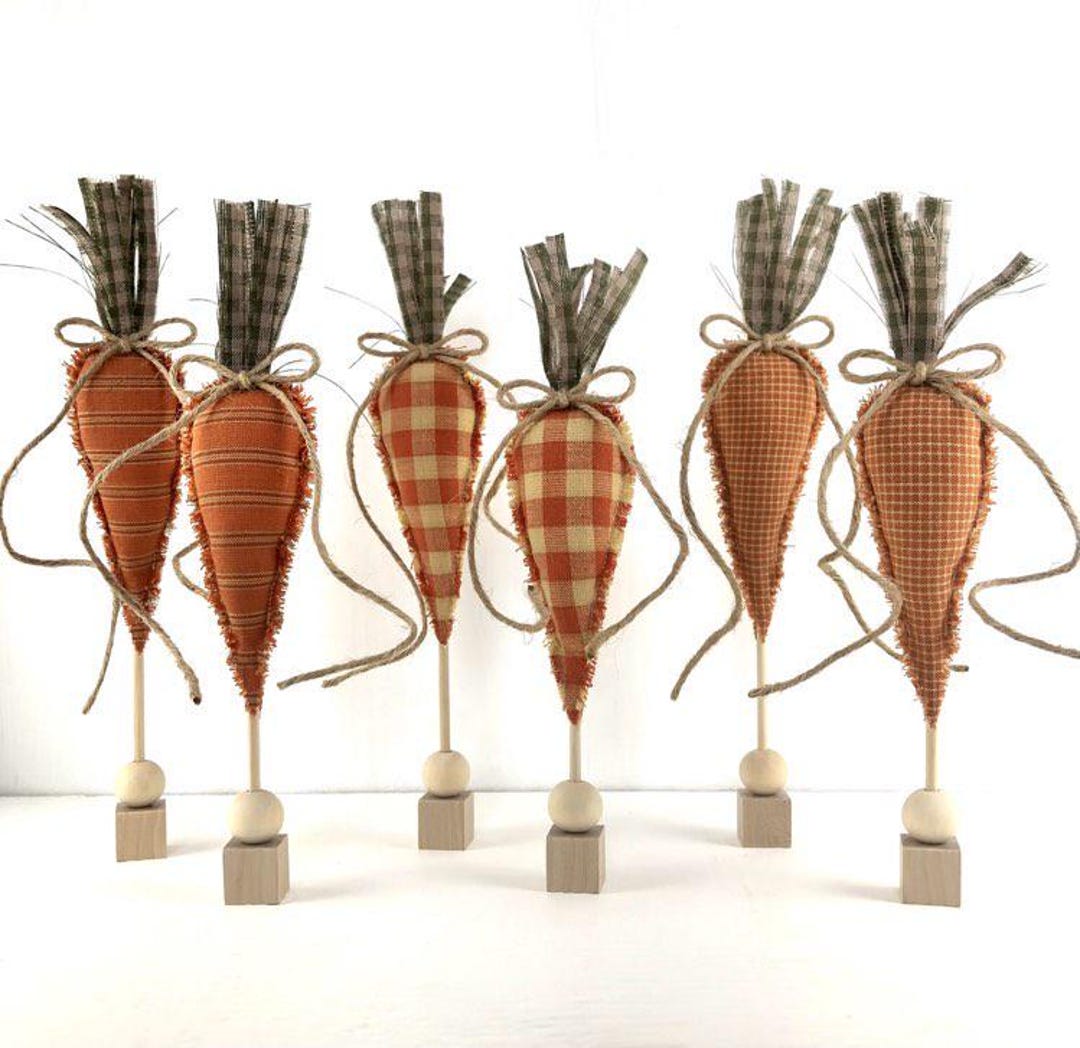 Farmhouse Carrots on Stand, Spring Homespun Fabric Stuffed Carrots on ...