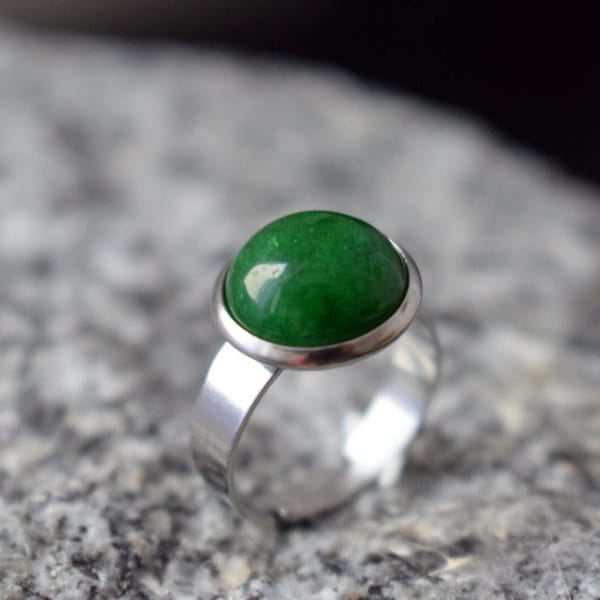 Round Jade Ring - Etsy