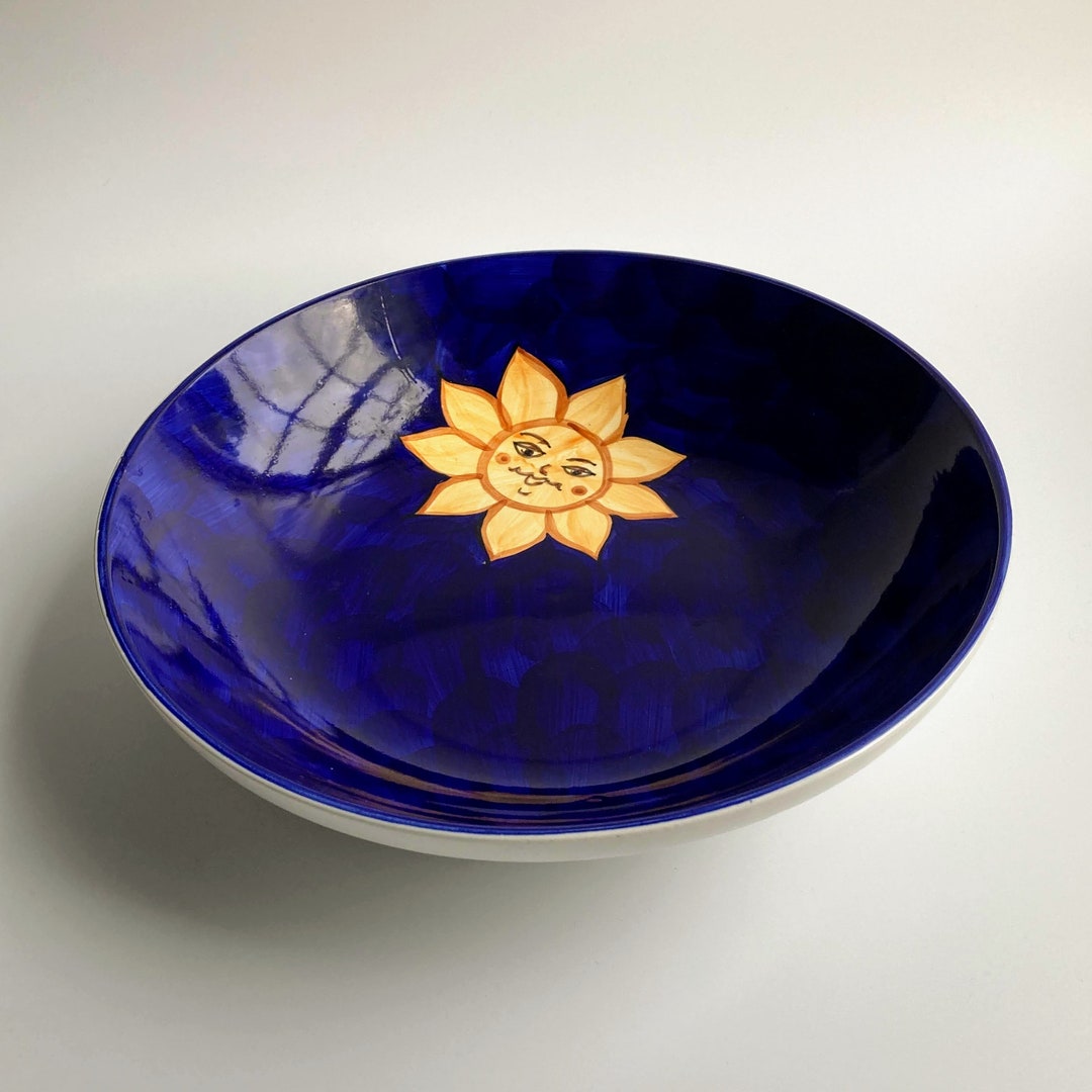 Vintage Hand Decorated Sun Motif Plate Bowl With Blue Ground Decorative ...
