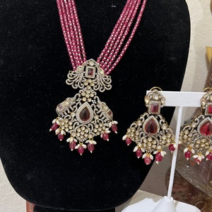 Premium High Quality Grand Looking Victorian Long Mala With and With ...