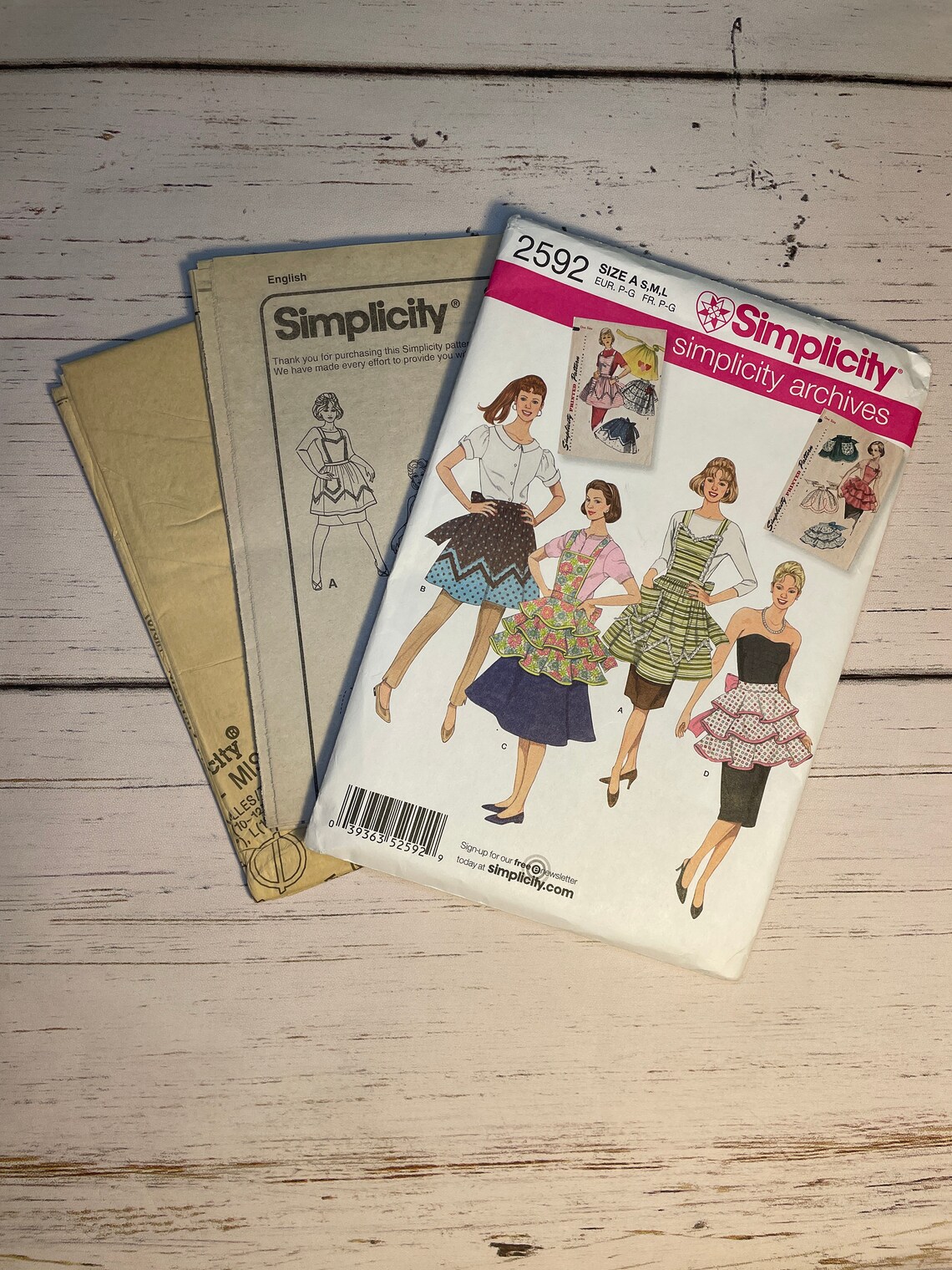 Simplicity 4239 - Girls Sizes 3-8 - Factory Folded Wizard of Oz Costume ...