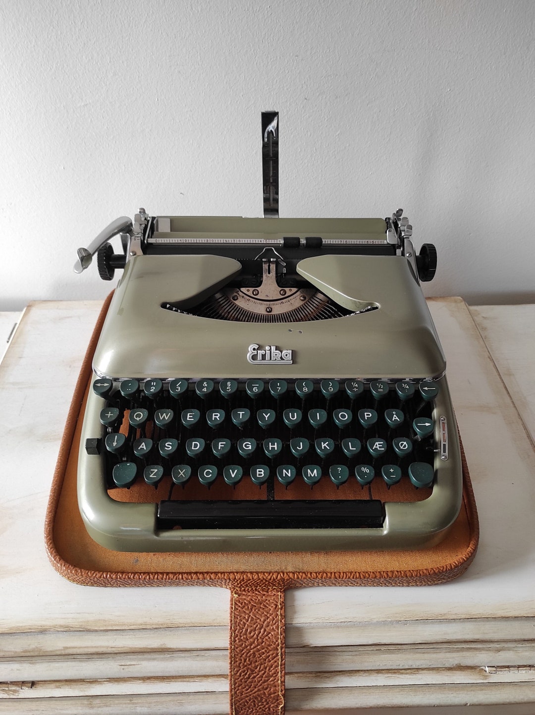 Vintage Erika 10 Typewriter, Made in Germany, 60s' Typewriter - Etsy