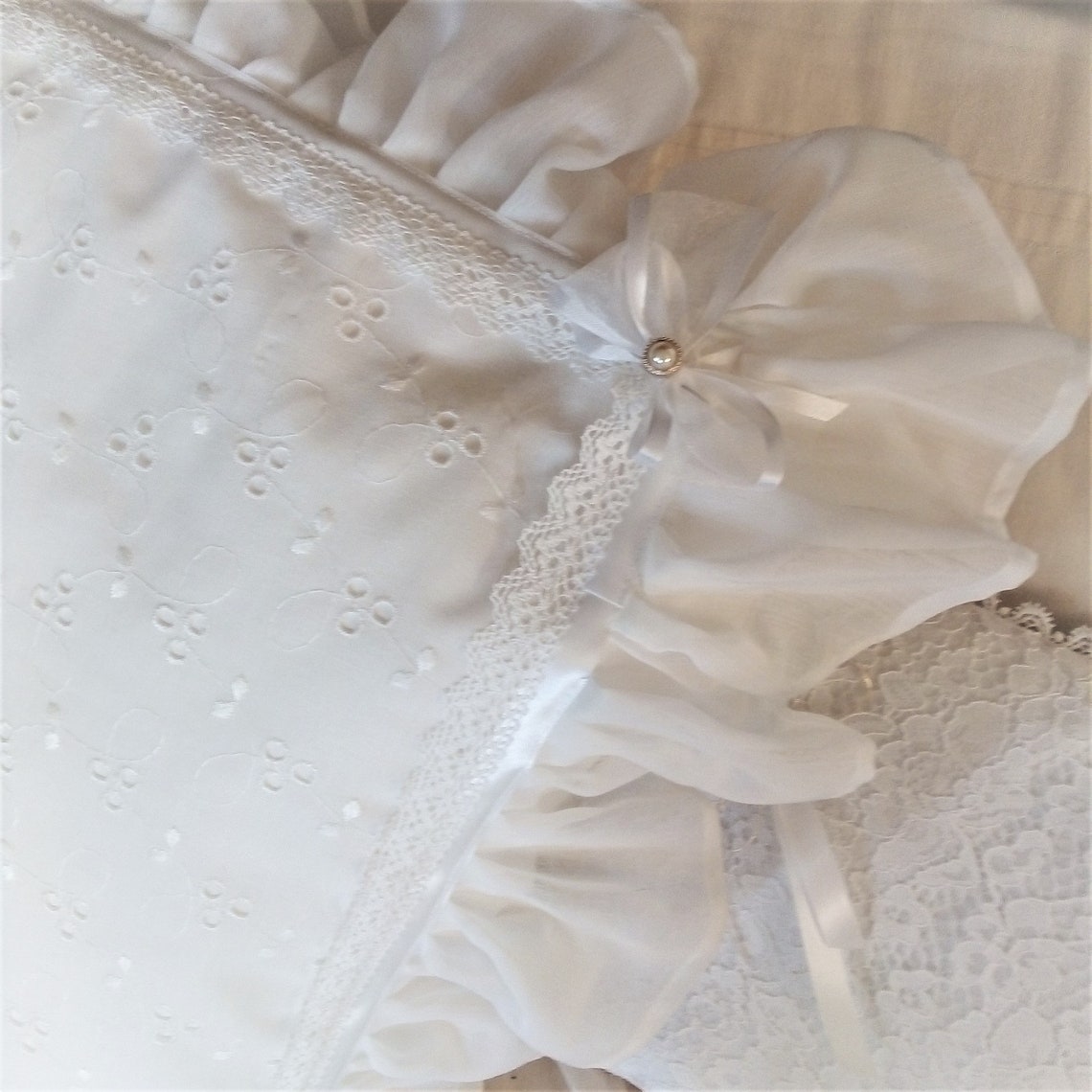 Pillowcase - Flounce Cushion - English Embroidery - White - Shabby Chic ...