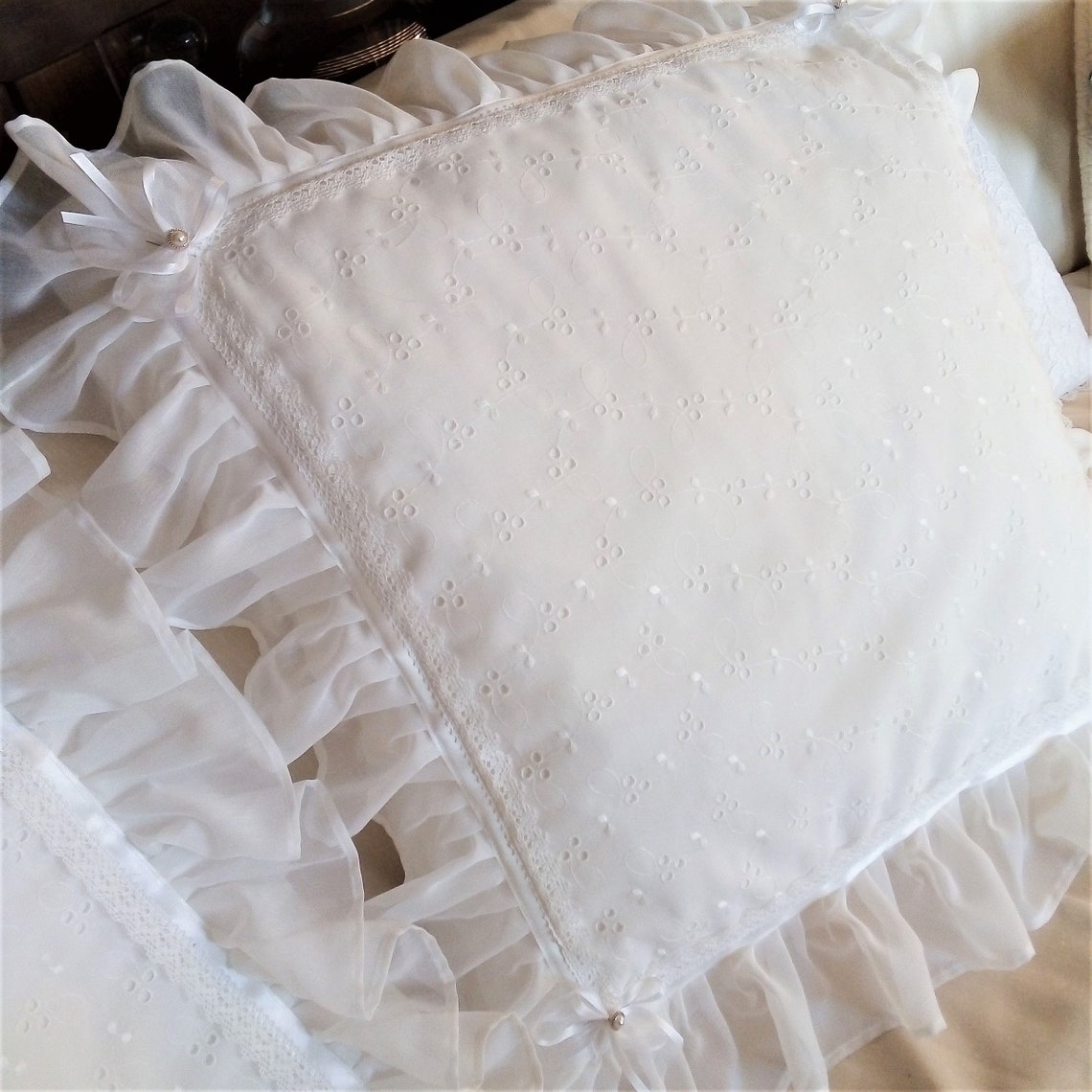 Pillowcase - Flounce Cushion - English Embroidery - White - Shabby Chic ...