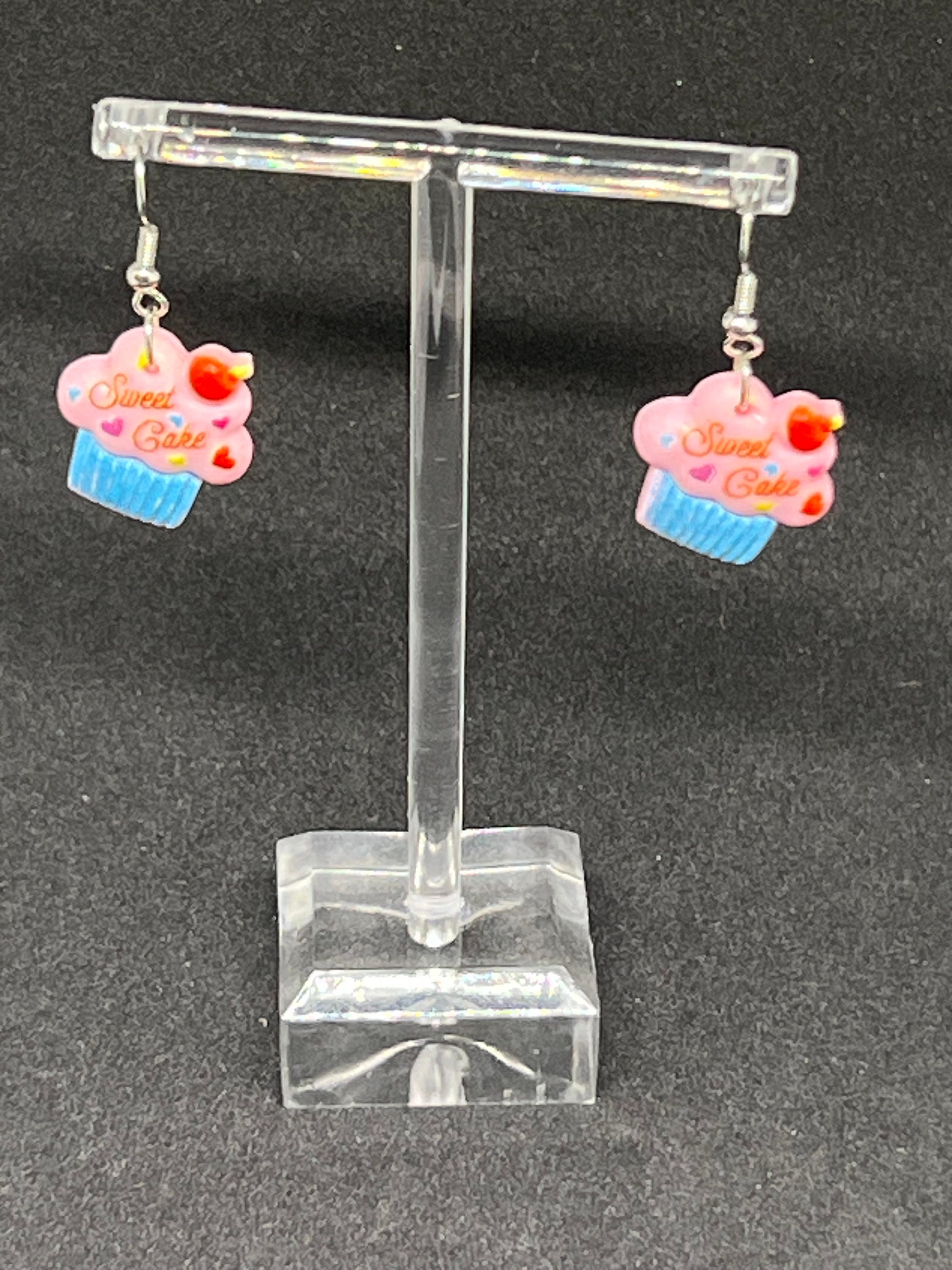 Cupcake Earrings That’s a Sweet Cake Earrings - Etsy