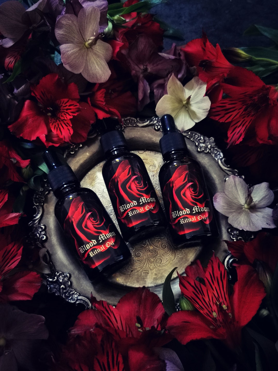 BLOOD MOON Ritual Oil Moon Devotion Blood Magic Oil Ritual Anointing ...