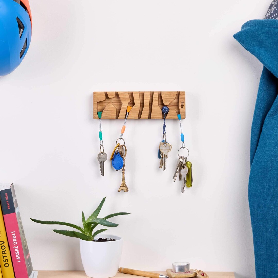 Wooden Key Holder for Climbers - Etsy