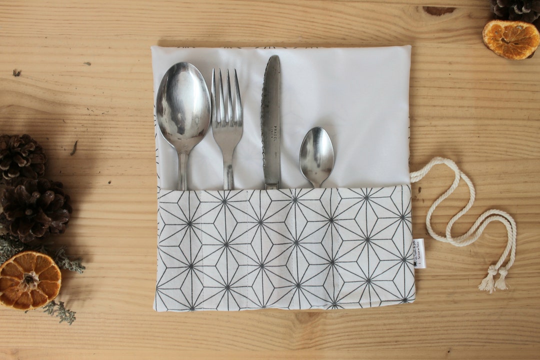 White Waterproof Cutlery Range With Geometric Patterns 5 Compartments ...