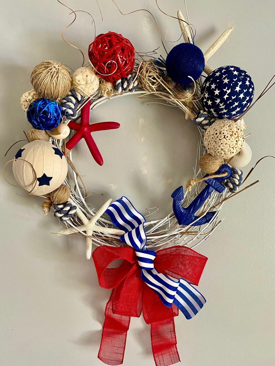 Coastal Americana Patriotic Rustic Seashell Beach Wreath, Seagrass ...