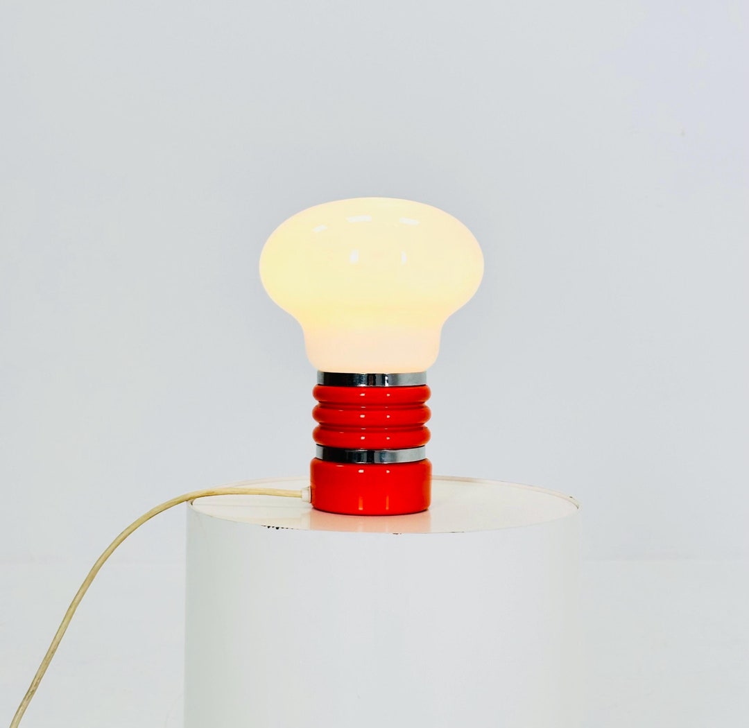 Mid Century Pop Art Arianna Bulb Table Lamp Attributed to Piero Brombin for Artemide, 1960s ...