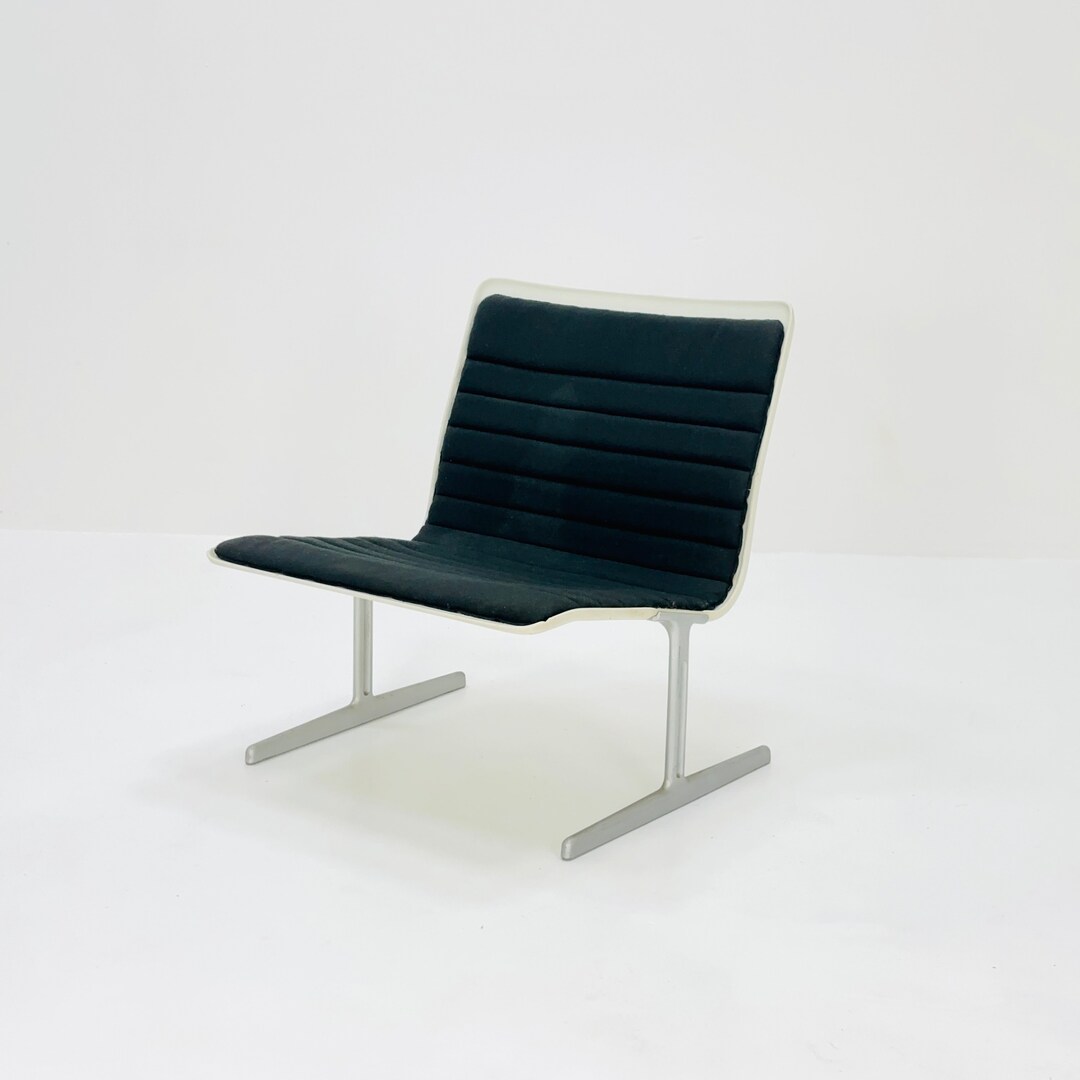 Mid Century Lounge Chair by Dieter Rams Model 601 RZ-60 for Vitsoe 1960 ...