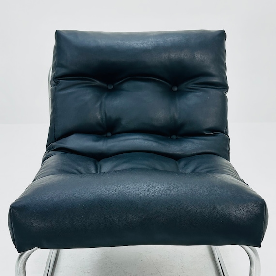 Model Pixi leather lounge chair by Gillis Lundgren for Ikea 1970s Etsy