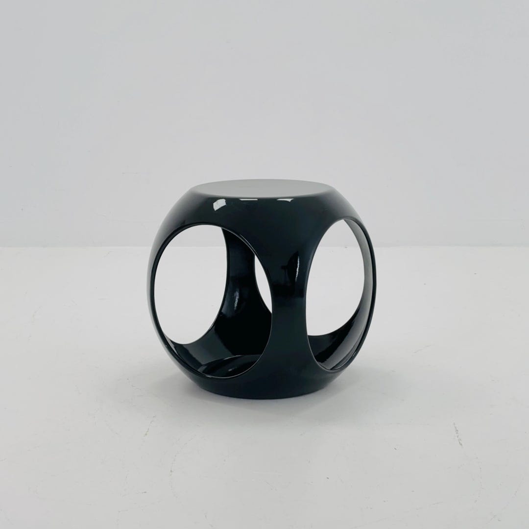 Mid-century Modern Black Fiberglass Side Table – by Luigi Colani 1970s ...
