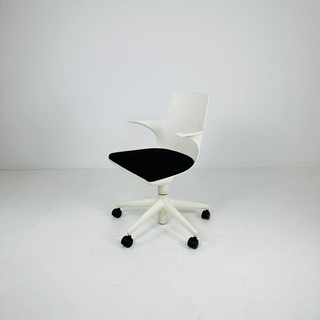 Kartell Desk Spoon Chair Design by Antoni Citterio & Toan Nguyen for ...