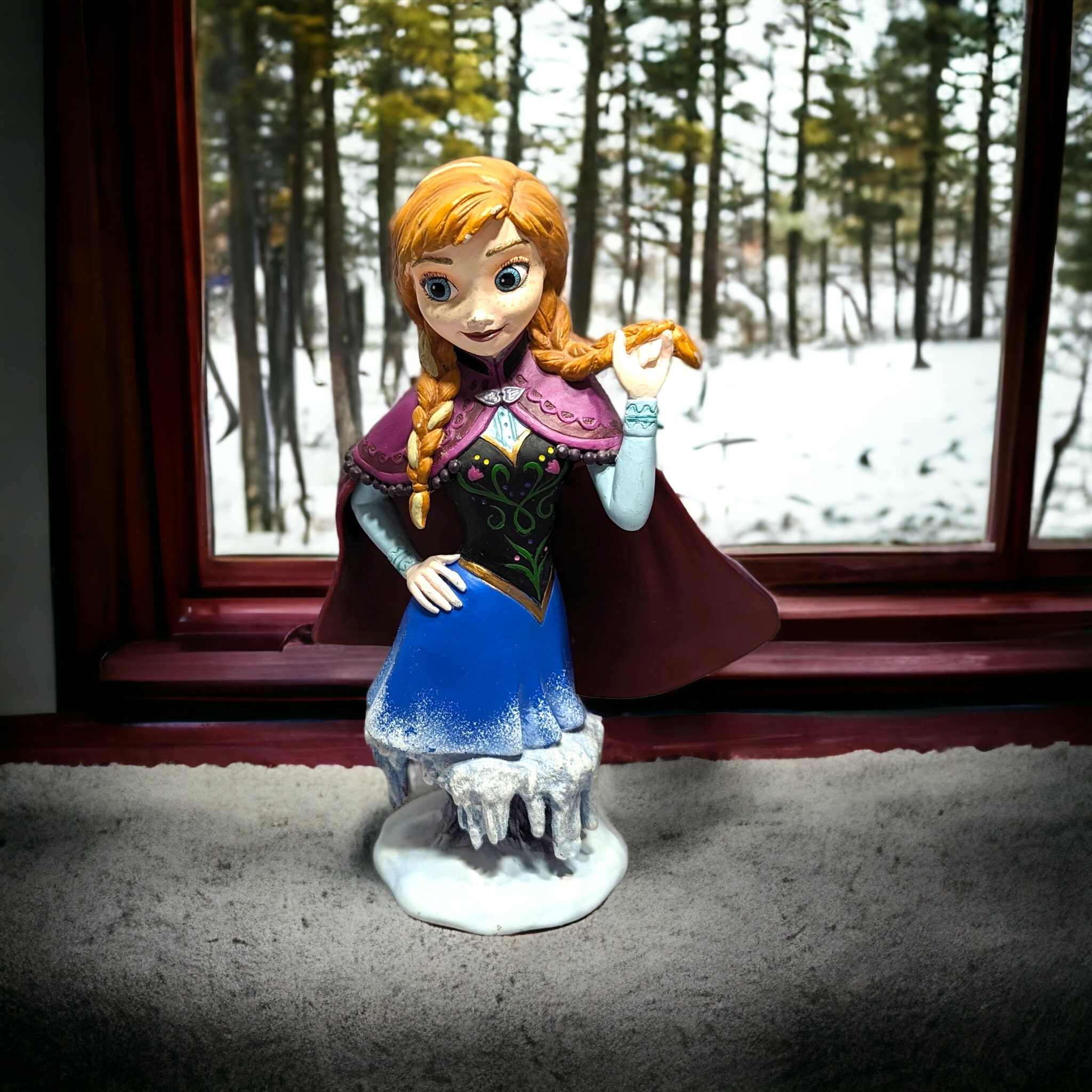 Anna Frozen Statue