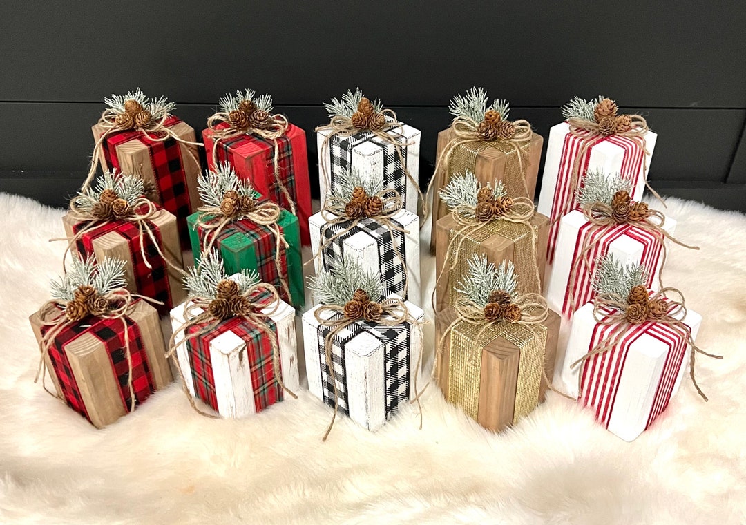 Set of 3 Wooden Christmas Gifts | Farmhouse Christmas Décor | Rustic ...