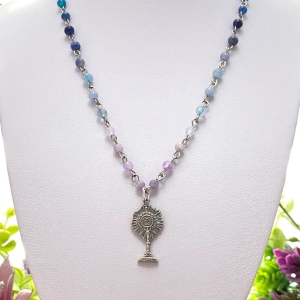 Catholic Monstrance Necklace - Etsy