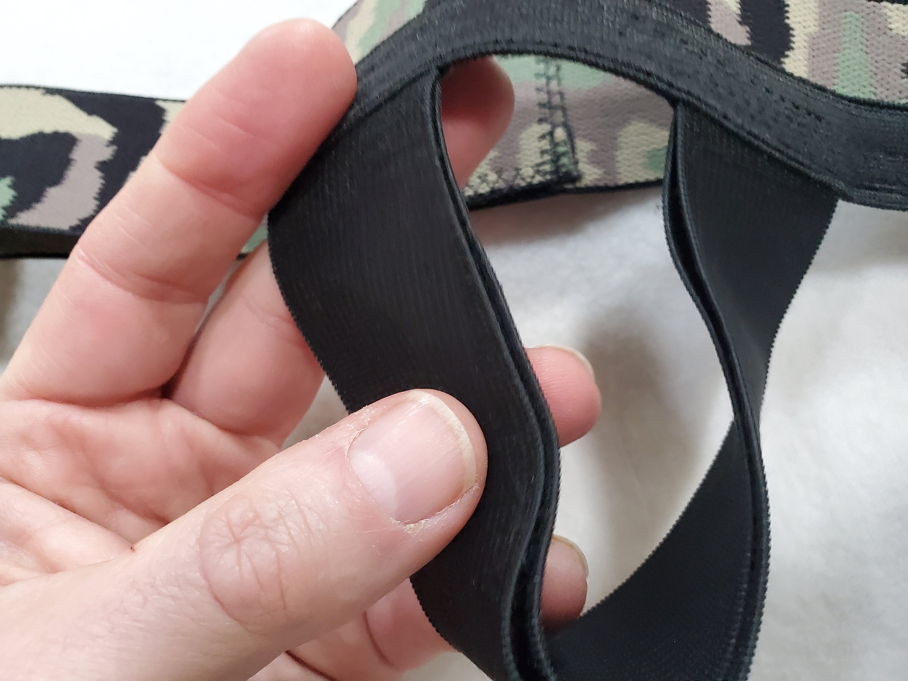 Male Enhancing Ball Lifter With Camouflage Band and Black Elastic Sling ...