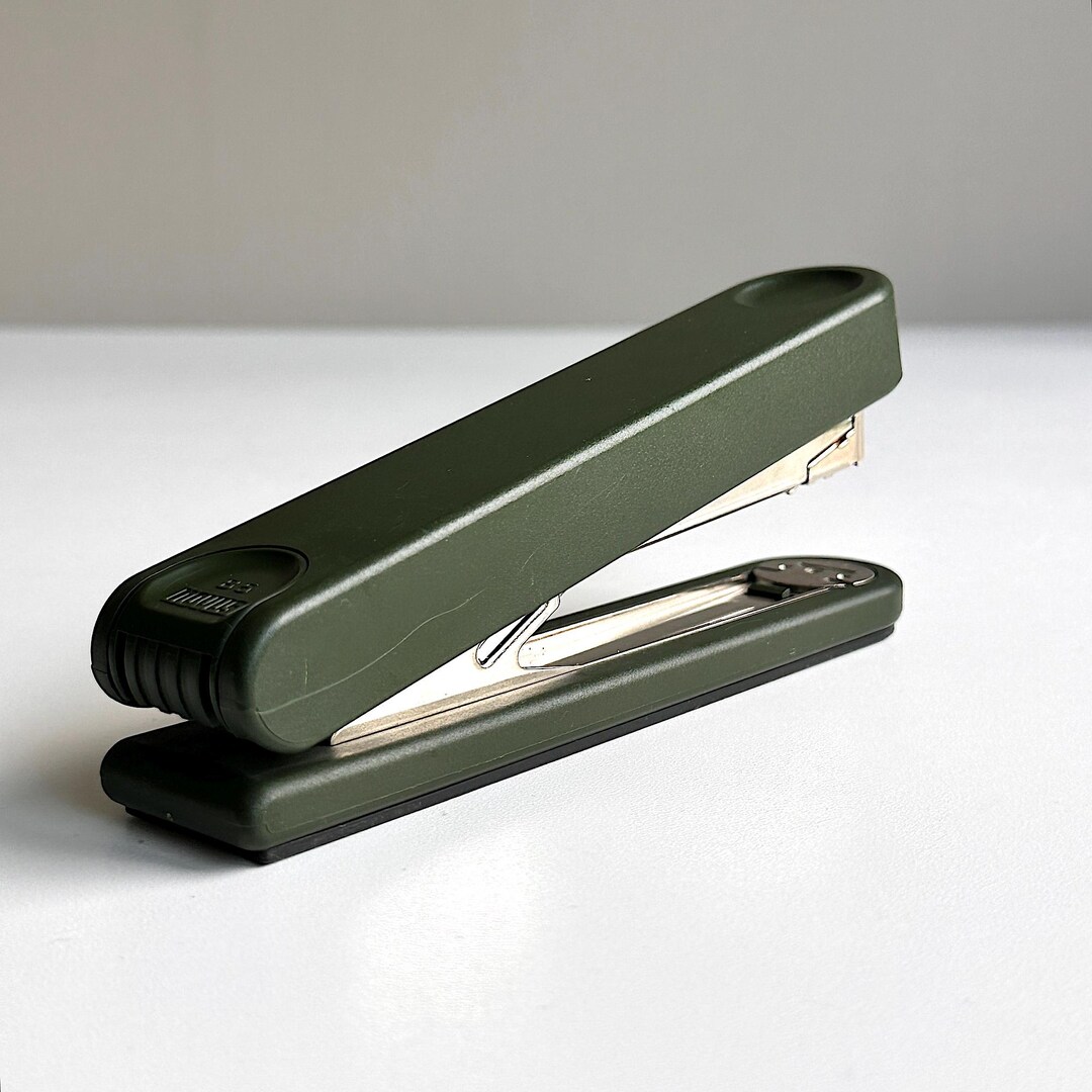 Vintage Stapler. Novus B 5. Germany. 80s. 90s. Tacker. Dark Green. Mid ...