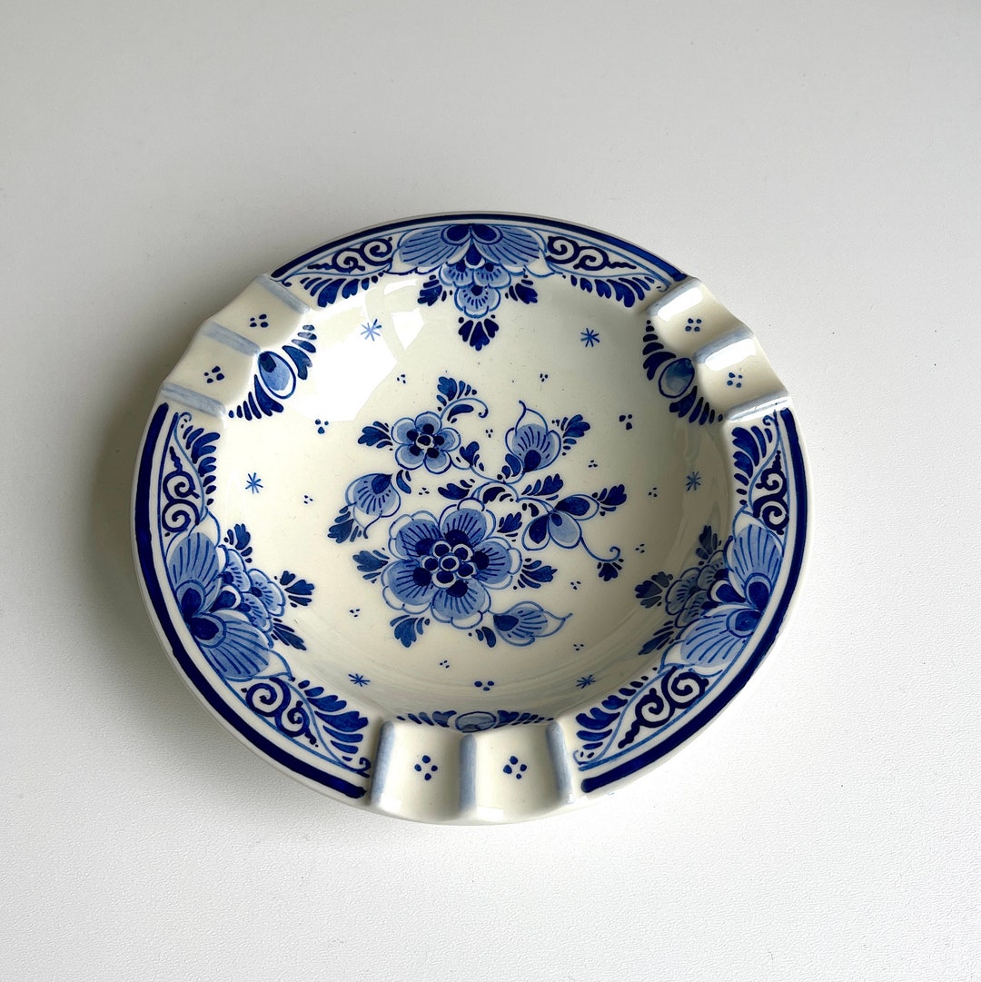Vintage Ashtray . Delft Blauw . Royal G . Netherlands. Porcelain. Mid ...