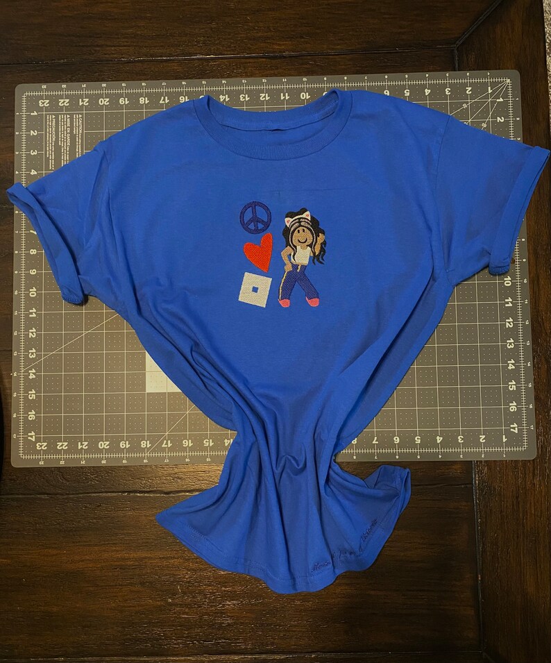 Roblox, Peace, Love, Roblox Tee Shirt , Girl Gift Embroidered T-shirt ...