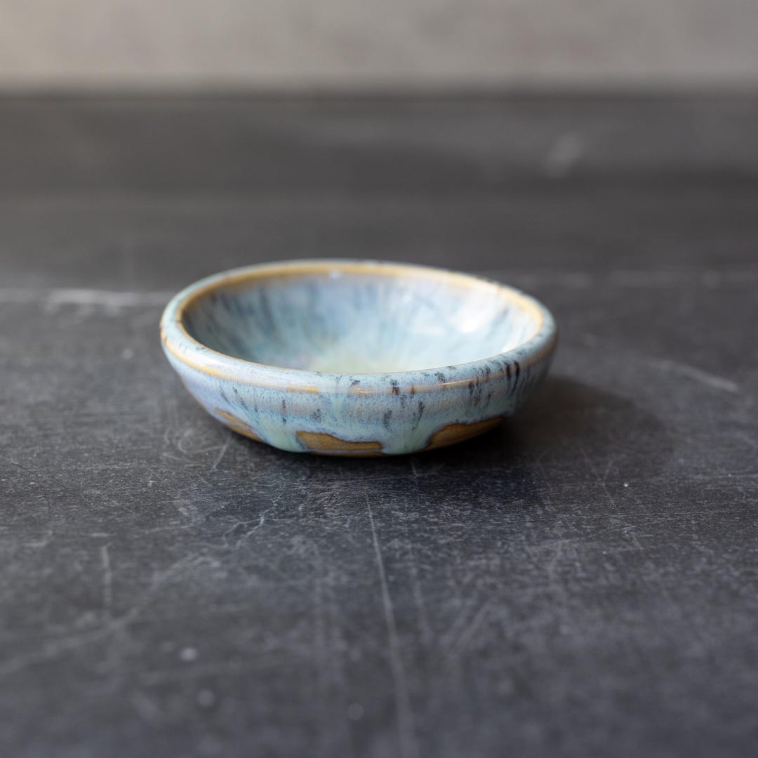 Small Soy Sauce Bowl // Spice Dish // Jewelry Dish - Etsy