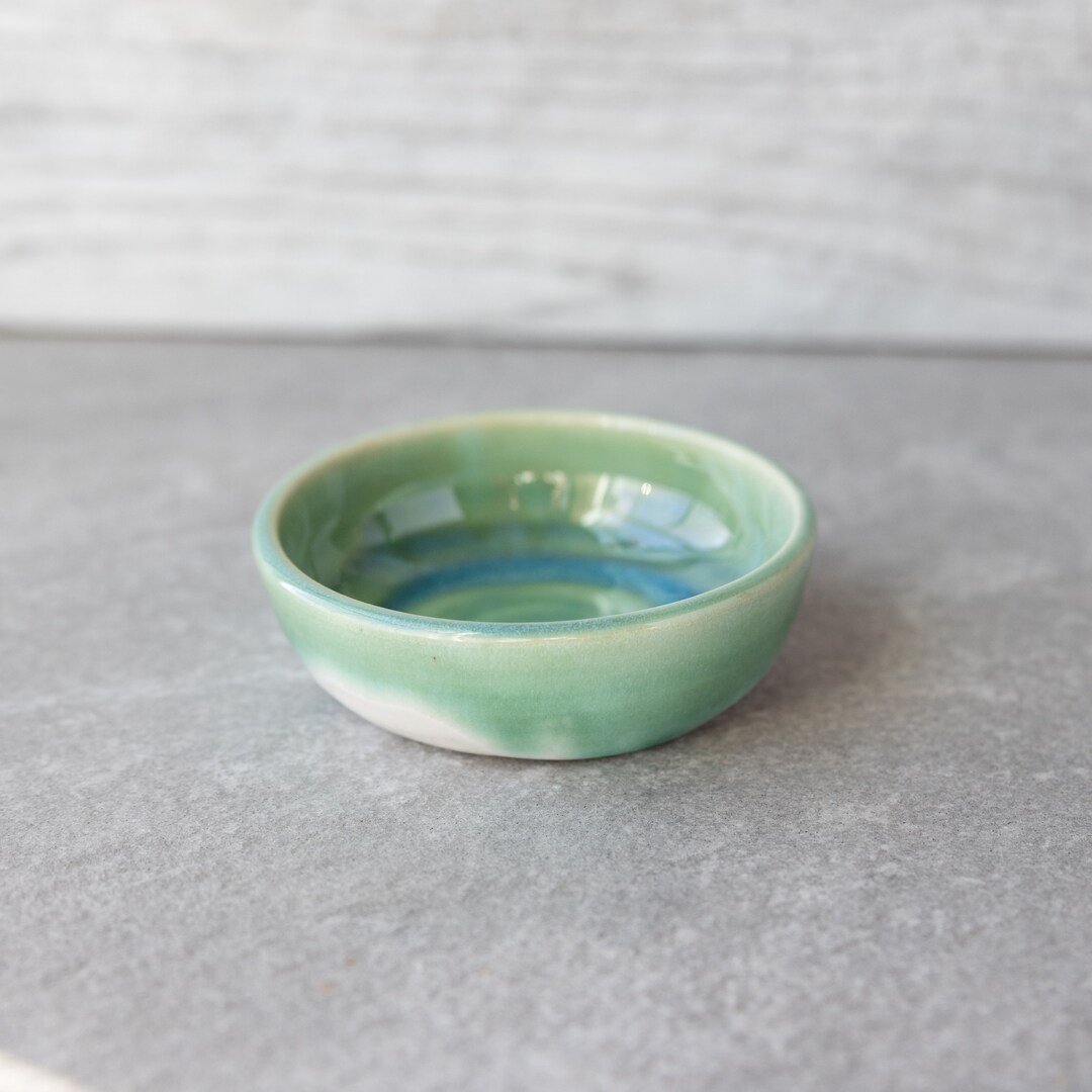 Small Soy Sauce Bowl // Spice Dish // Ring Dish - Etsy