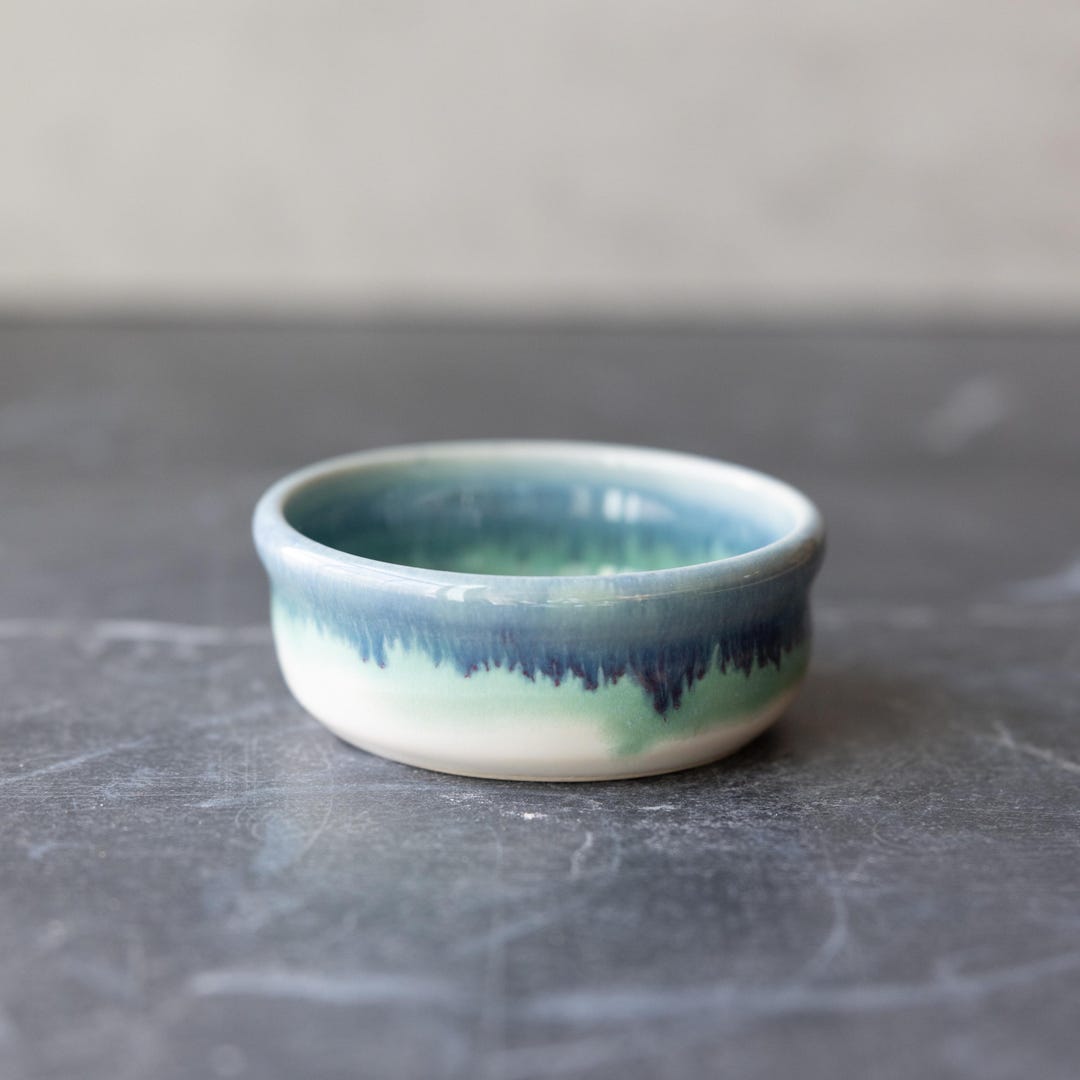 Small Soy Sauce Bowl // Spice Dish // Jewelry Dish - Etsy