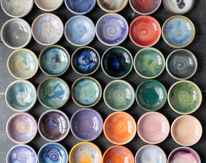 Tiny Ring Dish // Handmade Tiny Bowls - Etsy