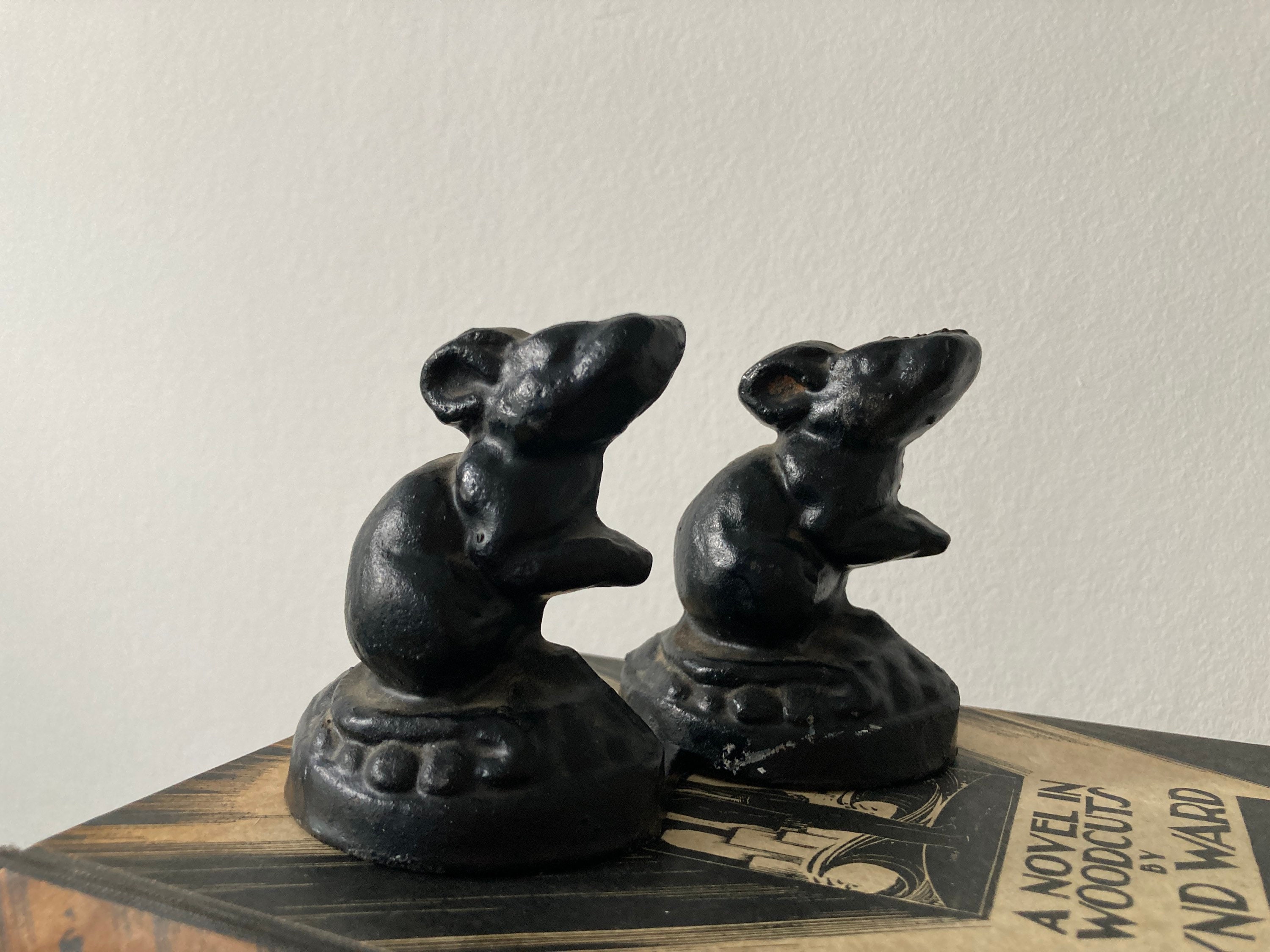 Cast Iron Black Painted Mouse Door Stop, Door Wedge Mouse, Mouse Design ...