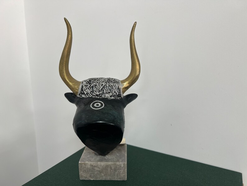 Minoan Bull's Head, Small Statue of Bulls Head, Hand Made in Knossos ...