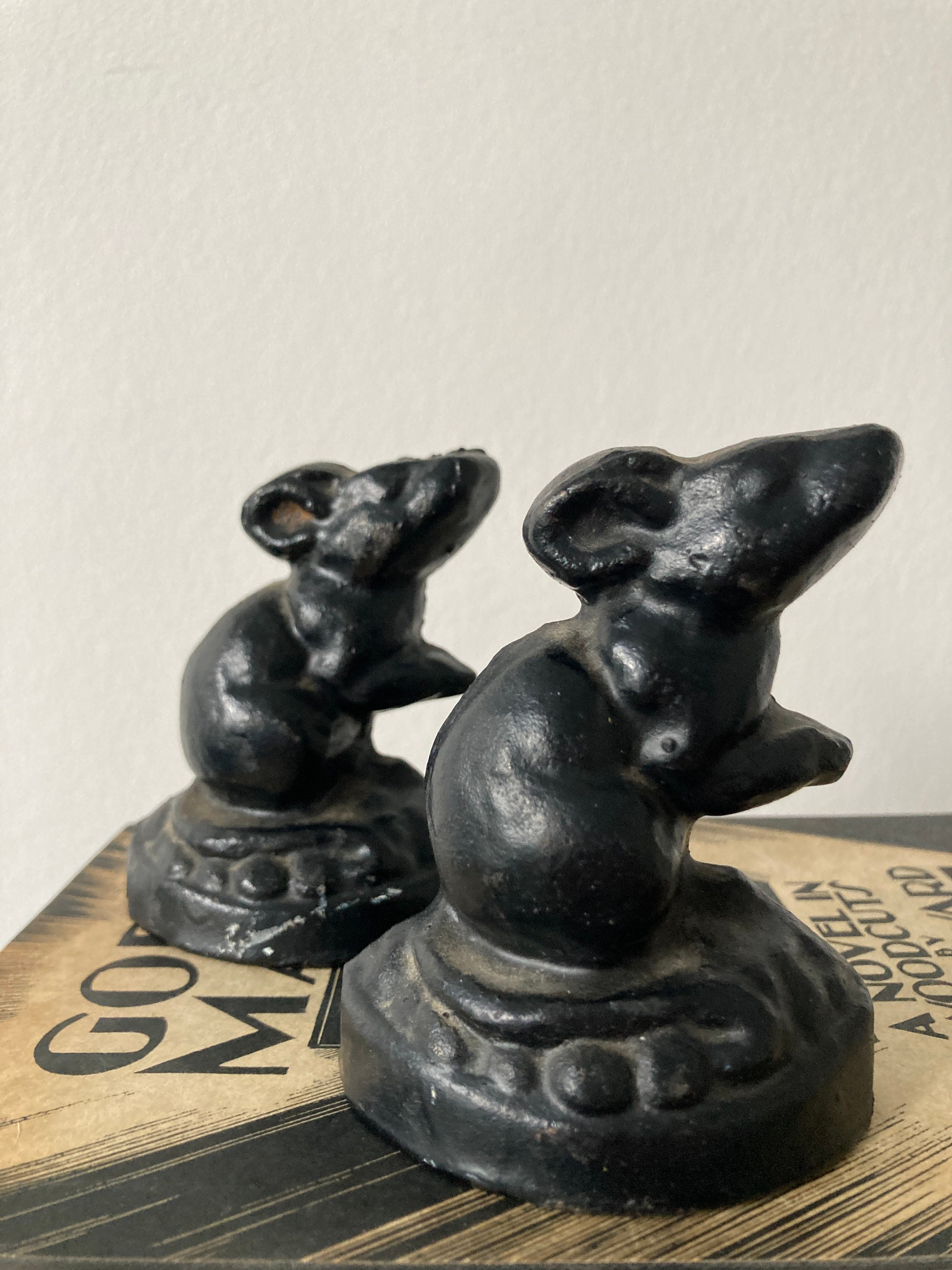 Cast Iron Black Painted Mouse Door Stop, Door Wedge Mouse, Mouse Design ...