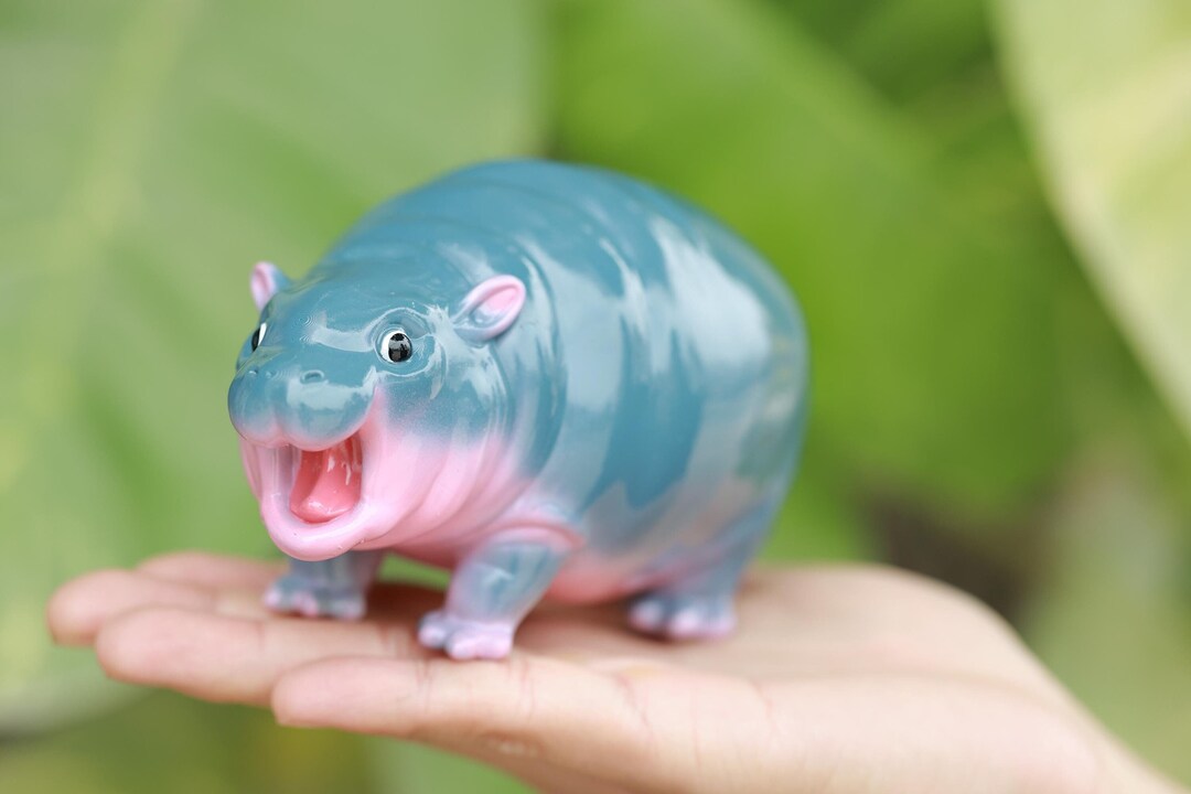 Moo Deng Pygmy Hippo Figurine, 5.9 Inches Length Resin Cute Baby Moo ...