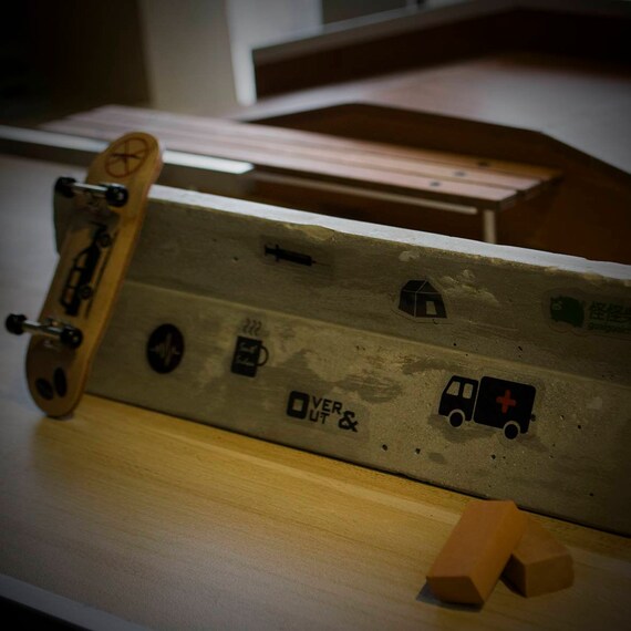 Fingerboard Ramp Mold: Concrete Barrier 2 | Etsy