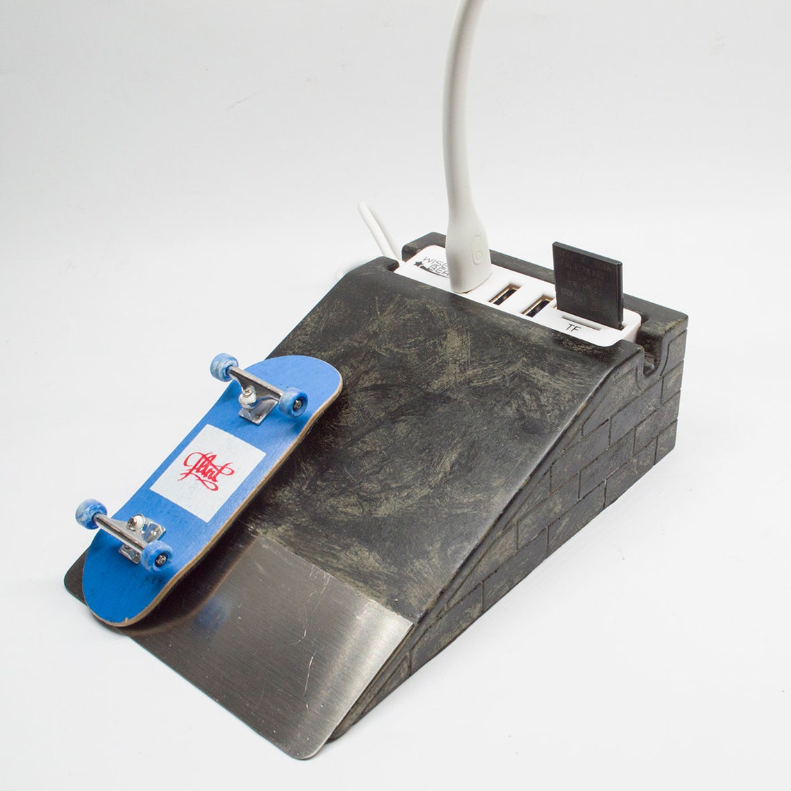 Fingerboard Ramp: Office USB Kicker - Etsy