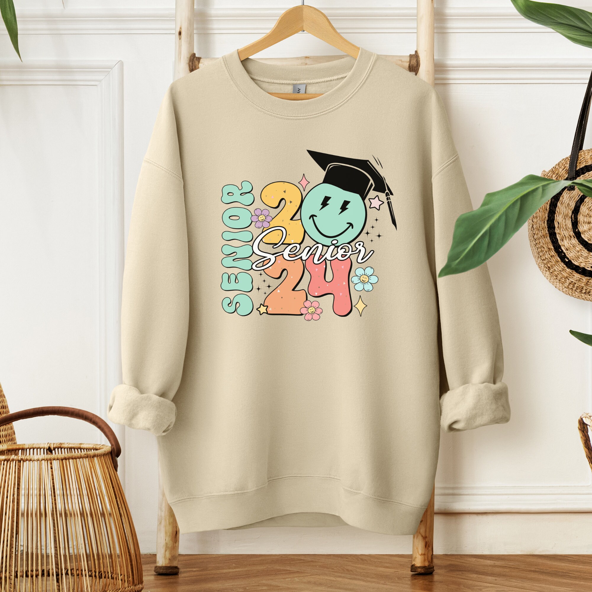 Retro Groovy 2024 Senior Class Sweatshirt, 2024 Graduate, Custom Year ...