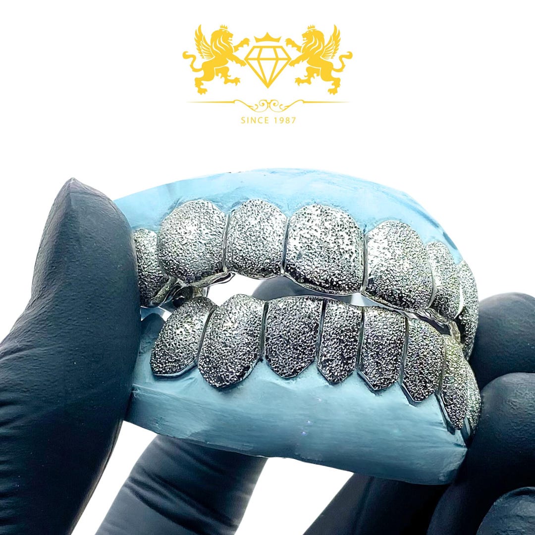 Custom Grillz White Color With Diamond Dust, Free Perm Cuts, Grillz for ...