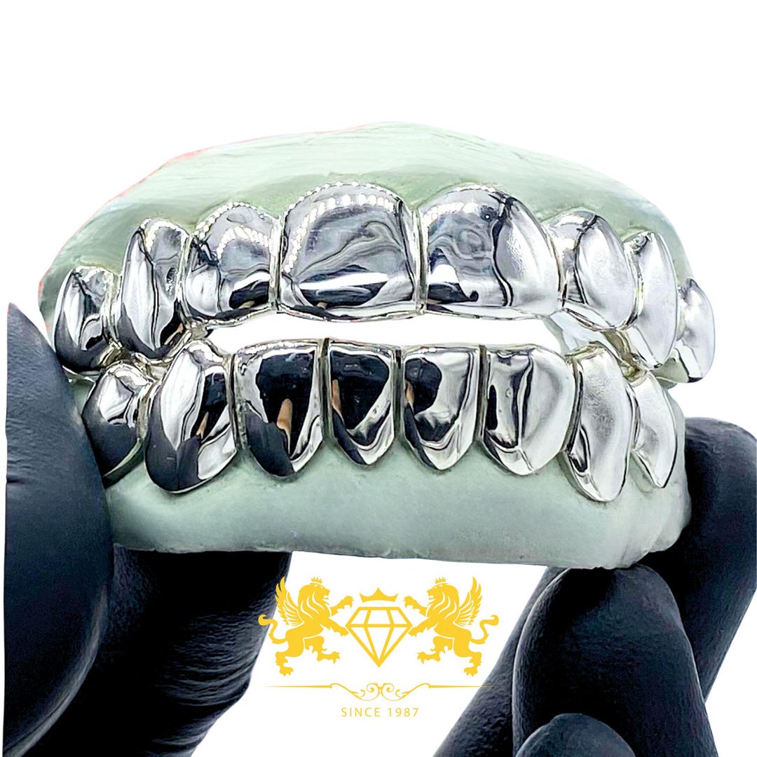 Grillz White Color Custom Style Classic, Grillz Fit and Shiny With Free ...
