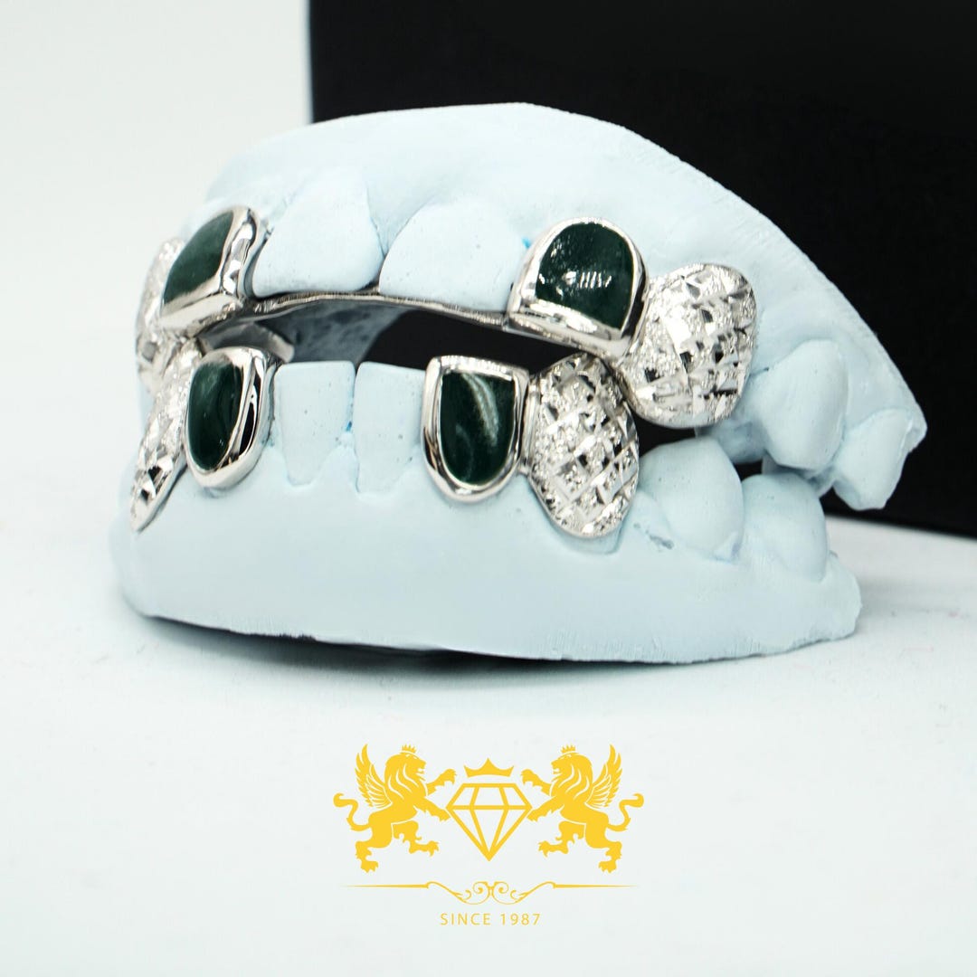 Custom Grillz Green Enamel and Small Fangs White Color With Diamond ...