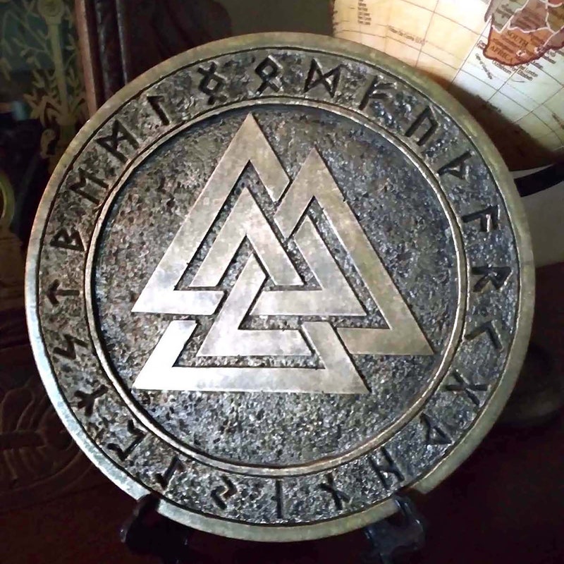 Valknut - Etsy