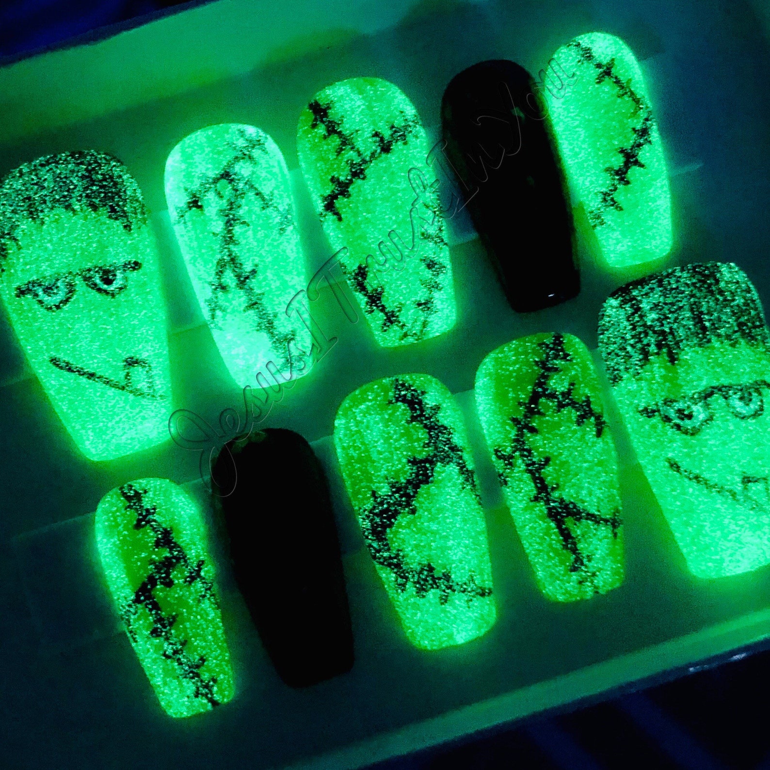 FRANKENSTEIN HALLOWEEN Gel Polish Press on Nails - Etsy